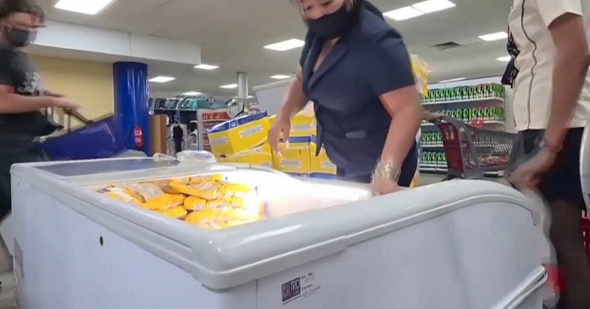 El régimen cubano aumenta la cantidad de pollo que compra a Estados ...