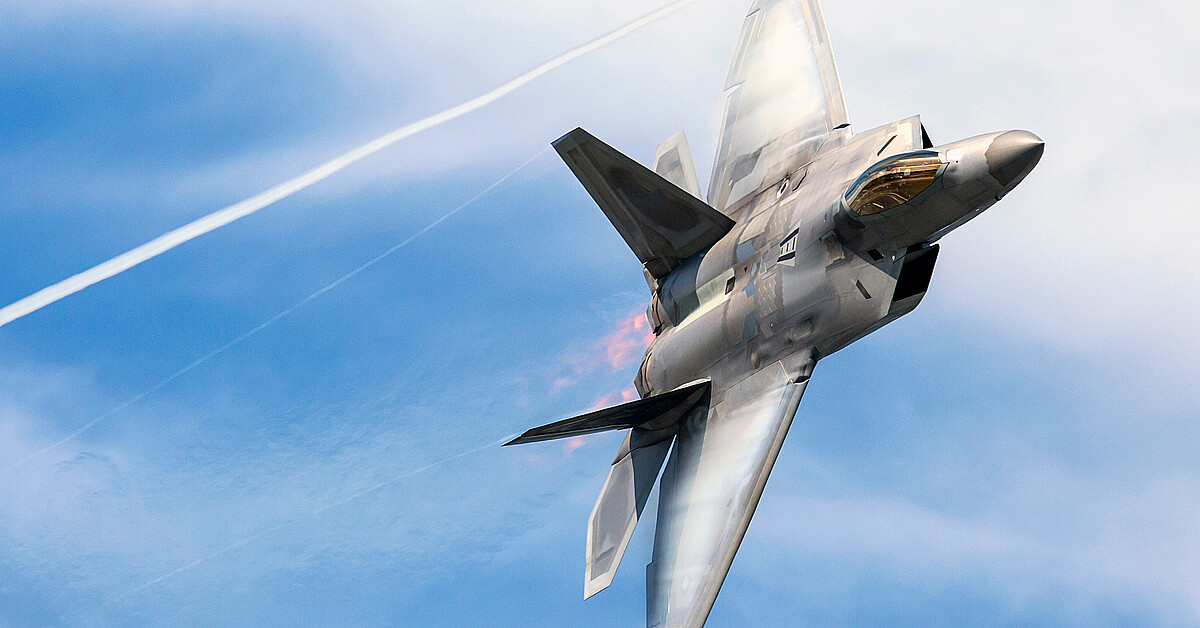 U.S. shoots down unidentified object flying over Alaska | ADN América