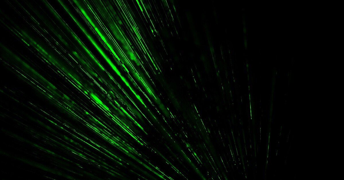 VIDEO: Chinese satellite fires green laser wall over Hawaii ...