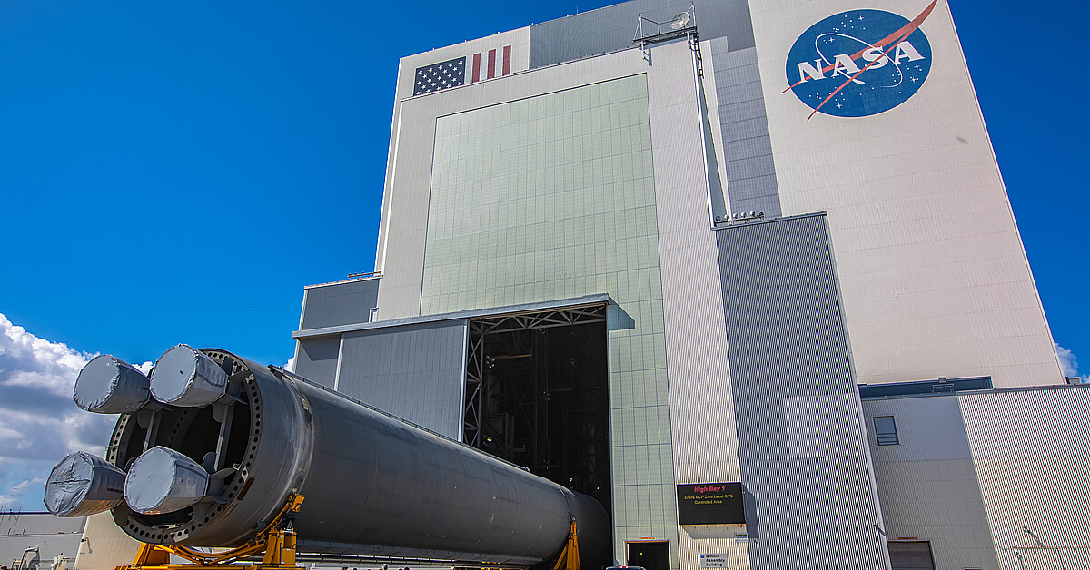 NASA's new director takes oath on Carl Sagan book instead of Bible ...