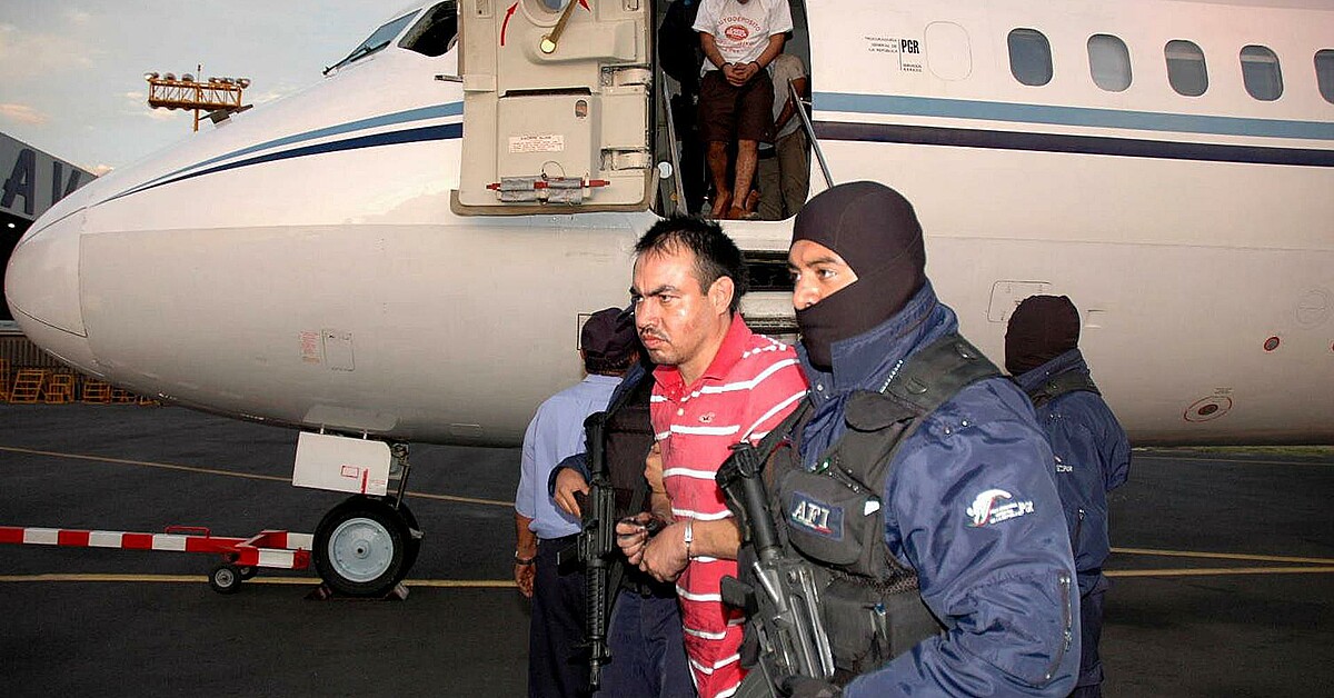 México extradita a EE.UU. al exlíder del Cártel del Golfo | ADN América