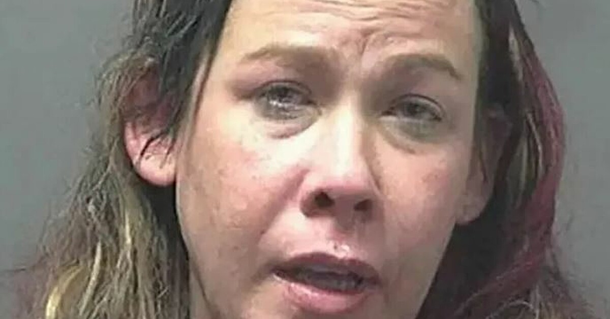 Mujer acusada de estrangular a su madre y esconderla en el armario ...
