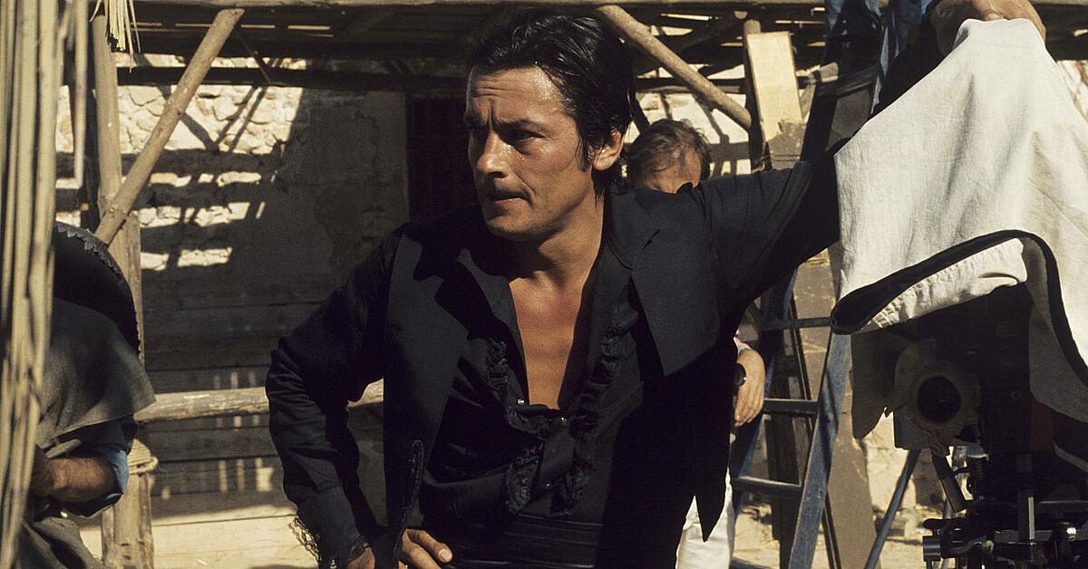 Alain Delon, el galán del cine francés, será enterrado el sábado en una ...