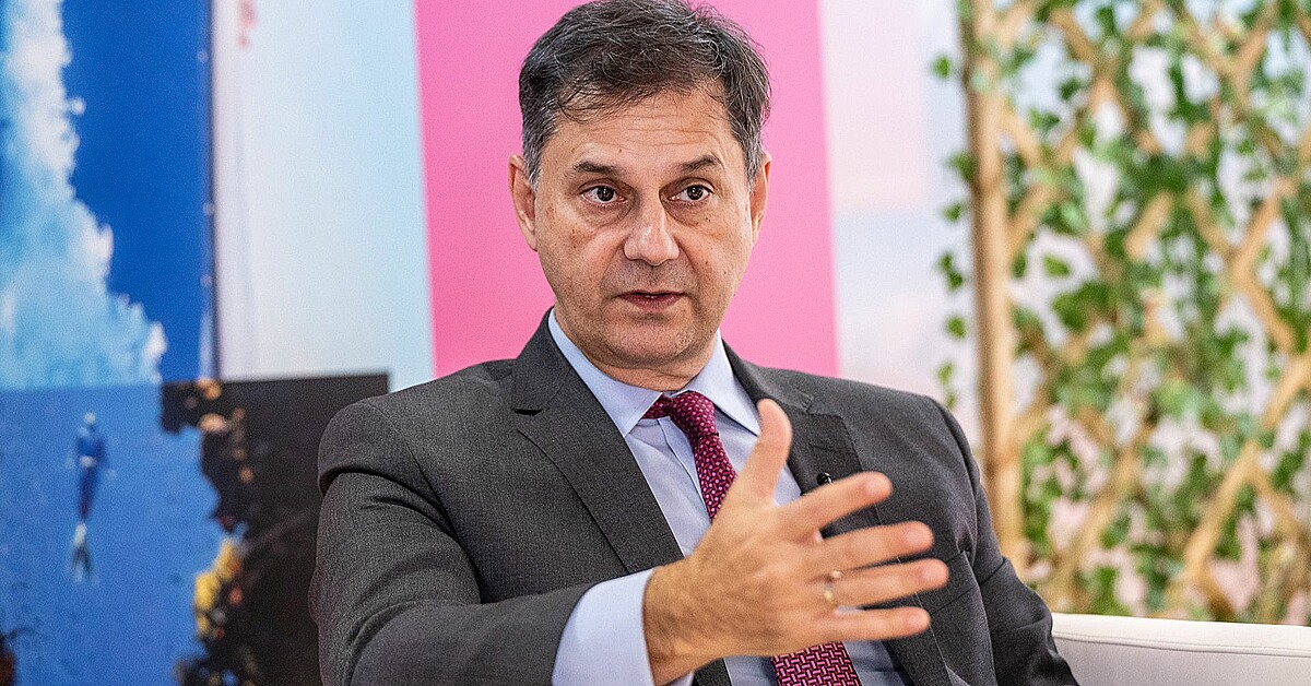 Harry Theoharis, candidato a ONU Turismo, llama a "vigilar" la ...